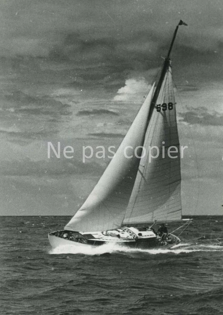 BELLE-ILE-EN-MER VERS 1960 voilier régate Morbihan Bretagne bateau 17 x 12 cm EUR 23,00 ...