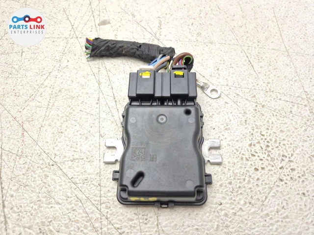 2025-26 BMW X3 M50 Fuel Pump Driver Control Module Unit Brain G45 ...