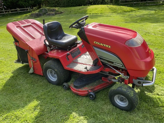 COUNTAX C400H (HONDA Engine) Ride-on Lawn Mower With Powered Grass ...