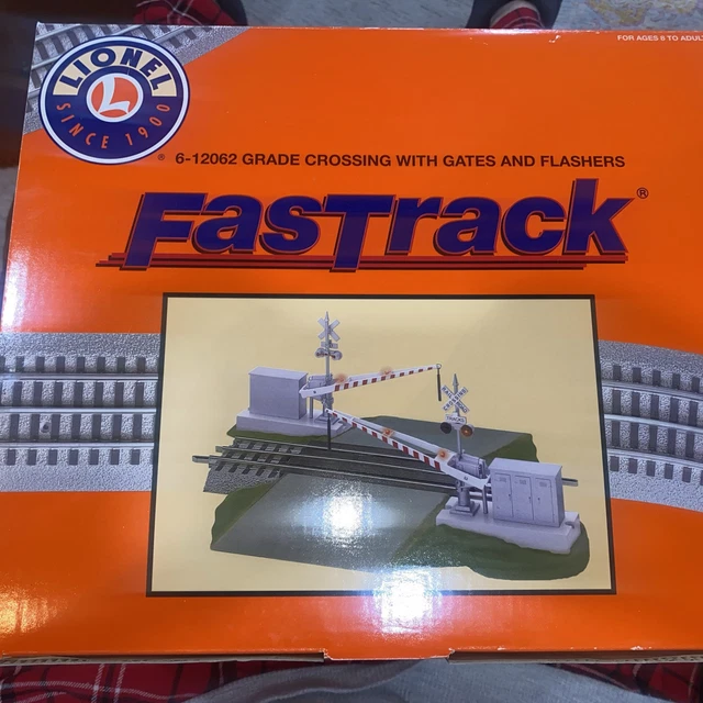 LIONEL FASTRACK GRADE CROSSING GATE FLASHERS O GAUGE train track 6 ...