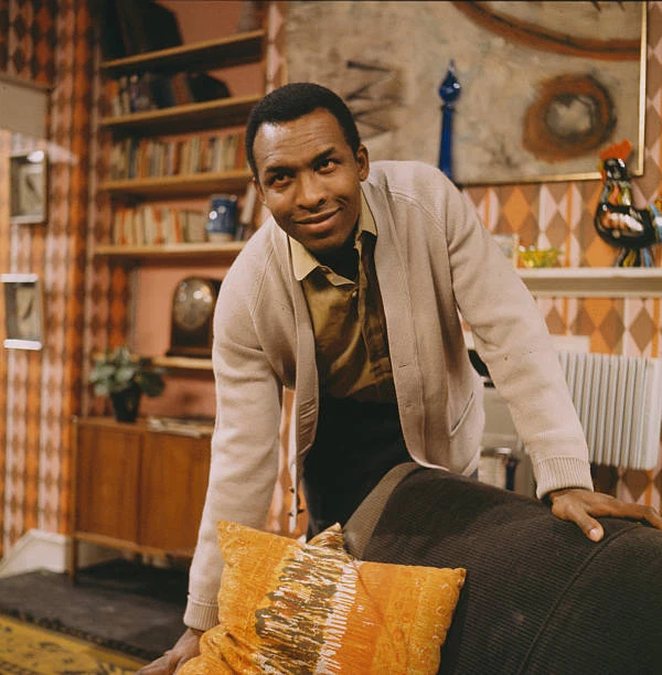 JAMAICAN ACTOR CLIFTON Jones In A Scene From The Tv Series 'P 1960s Old ...