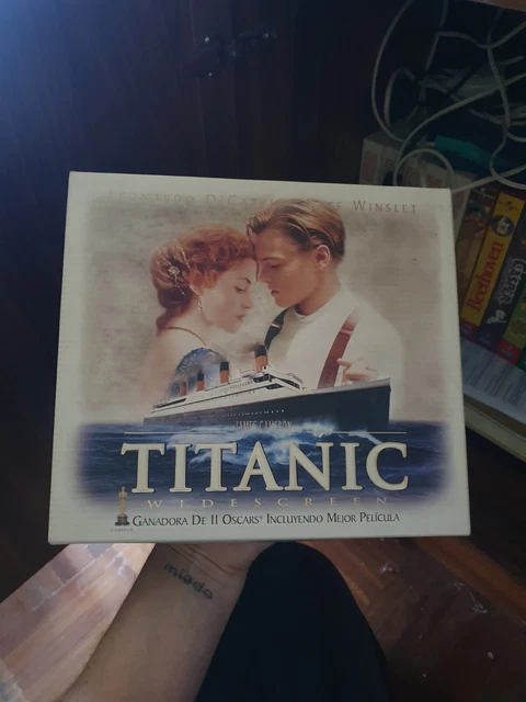 TITANIC VHS (CAJA edición especial, incluye fotos y fotográma de la ...