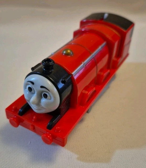 MIKE - TRACKMASTER Motorised Thomas And Friends Tank Engine Toy Tested ...