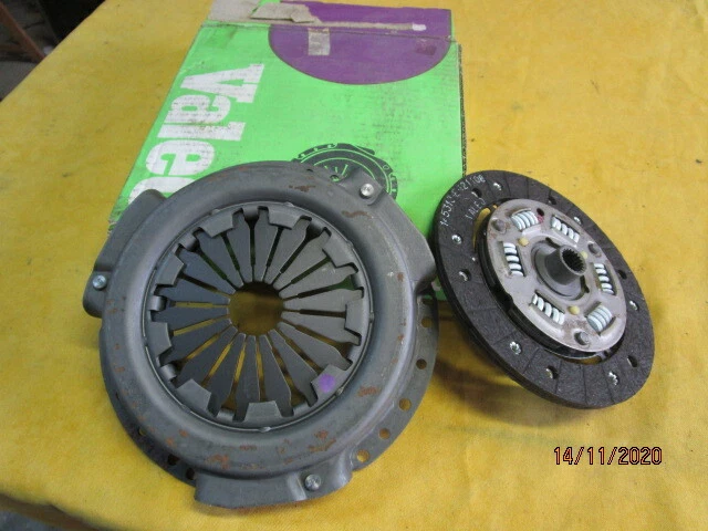 UN DISQUE ET Mecanismes D'embrayage Fiat 127 Fiorino Uno A112 De Marque Valeo EUR 50,00 ...