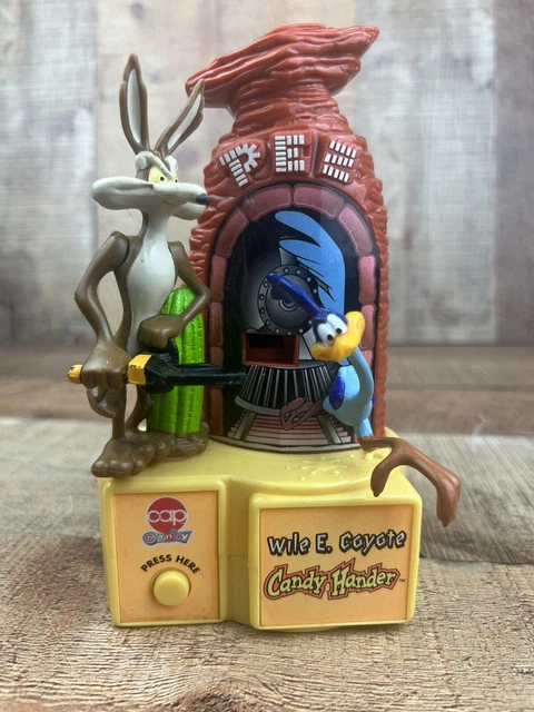 LOONEY TUNES WILE E. Coyote Road Runner Candy Hander Dispenser Vintage ...