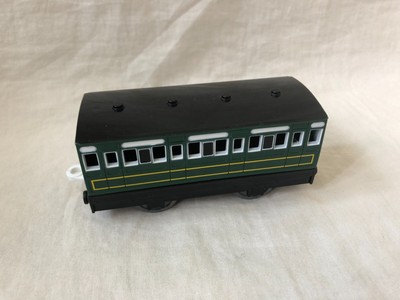 THOMAS & FRIENDS Emily’s Green Passenger Coach Trackmaster Train Car ...