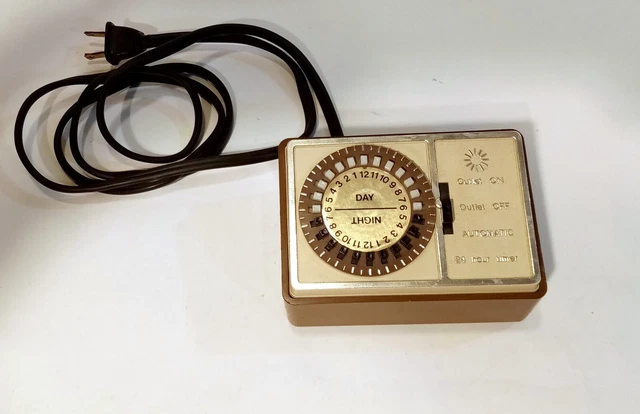 VINTAGE MCGRAW-EDISON HEAVY Duty 24 Hour Appliance Timer Model 12-035 2 ...