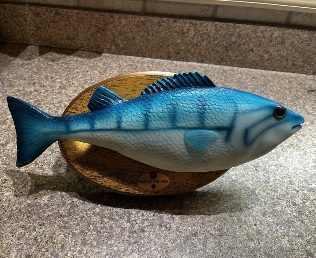 GEMMY FRANKIE THE Fish Singing Give Me Back That Filet O'Fish McDonalds ...