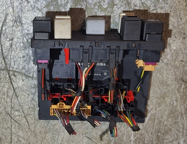 VW TOURAN MK1 Body Control Unit Ecu 3C0937049E 03-06 #M2003 £29.99 ...