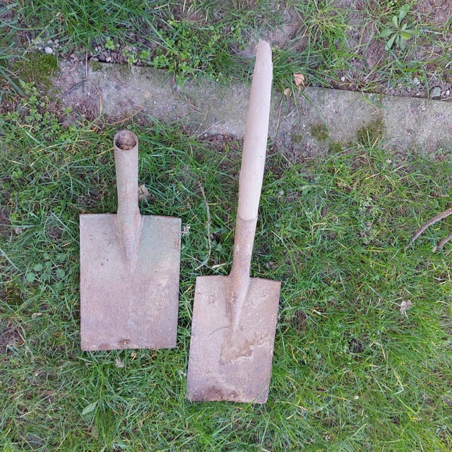 ALTE SPATEN SCHIPPE Schaufel graben Pflanzspaten Eisen EUR 14,99 ...