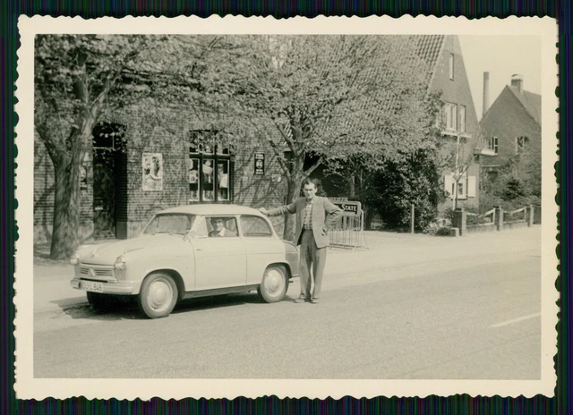 FOTO OLDTIMER AUTO Lloyd Motoren Werke G.m.b.H Borgward Kennzeichen DU ...