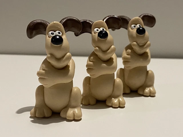 AARDMAN WALLACE & Gromit Single Plastic Figure Gromit Sitting Approx 4 ...
