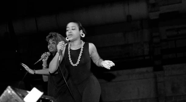 RAPPERS PEPA AND Salt of Salt-N-Pepa performs 1987 MUSIC OLD PHOTO EUR ...