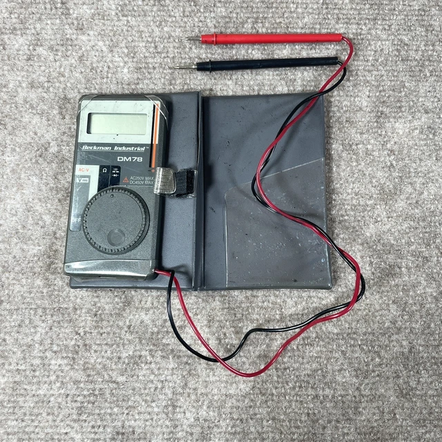 BECKMAN INDUSTRIAL CIRCUITMATE Compact Digital Multimeter Model DM78 ...