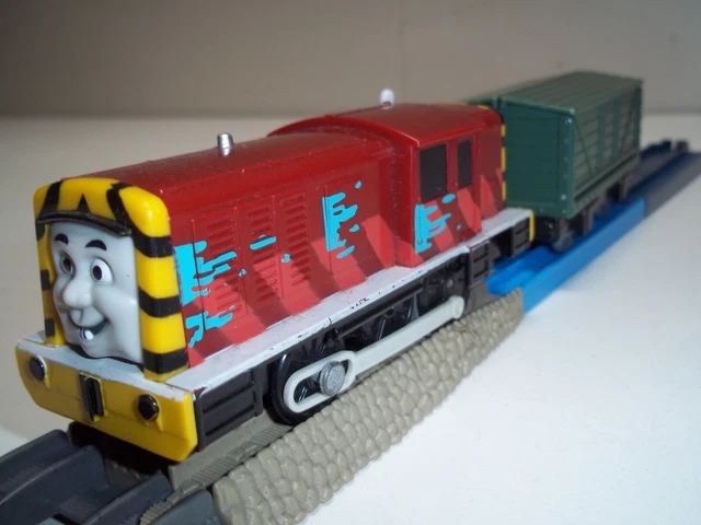 MATTEL FISHER PRICE Trackmaster Motorized Salty's Fish Delivery £25.00 ...