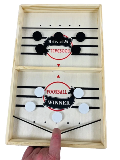 FOOTBALL WINNER SLINGSHOT Brettspiel Tischhockey Partyspiel Katapult ...