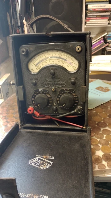 UNIVERSAL AVOMETER MODELL 9 Mk2. NATO Bestand Nr. 6625-99-105-7049∆ EUR ...