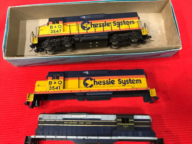 HO SCALE CHESSIE System BO-GP35 Diesel Locomotive #3547 by Athearn ...