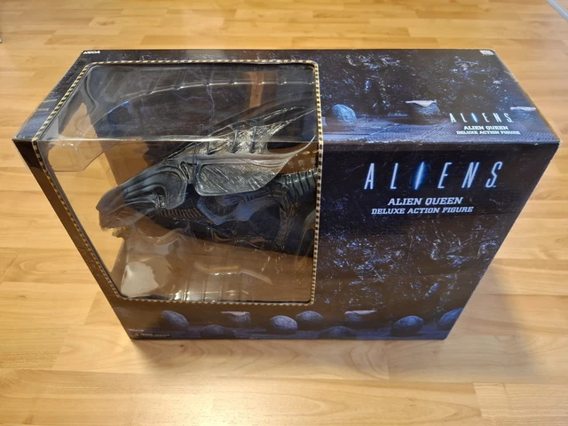 NECA - ALIENS - Alien Queen Deluxe Action Figure) - NEU und OVP EUR 234 ...