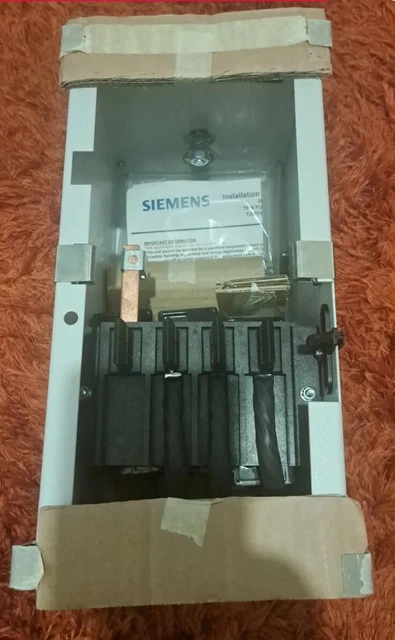 BARDUCT BT1133 125 Amp Siemens Tap Off Box C/W 125 Amp Hrc Fuses £ ...