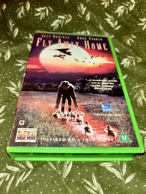 FLY AWAY HOME VHS Video Tape RSPB True Story Rare Collectors U 1996 £2. ...