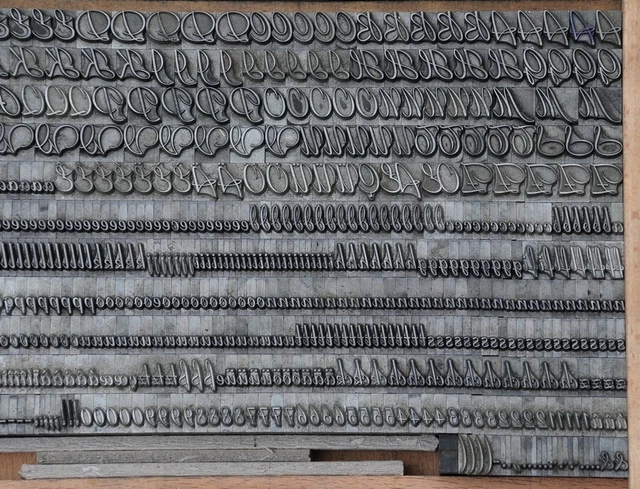 POLICE DE CARACTÈRES plomb lettres typographie imprimerie tampon ...