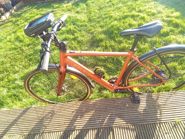 RALEIGH TRACE ELECTRIC Gravel And Commuter Bike 48v Hub Rear Discrete £ ...