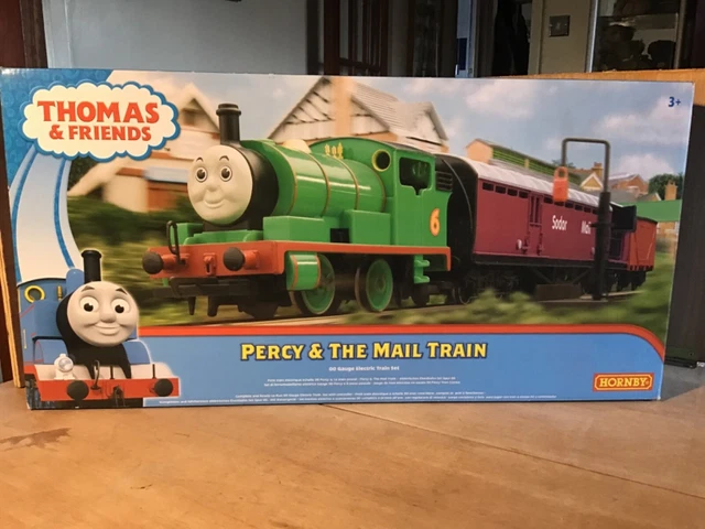 HORNBY THOMAS TANK Engine & Friend R9284 Percy & The Mail Train Set ...
