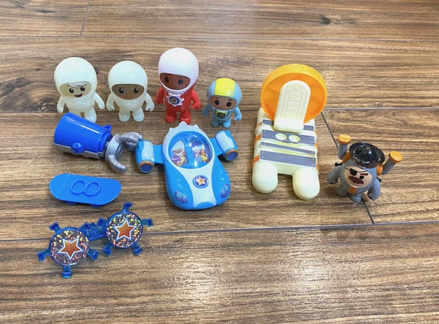 CBEEBIES GO JETTERS Magazine Figures Vroomster Pirate Glitch Click Ons ...