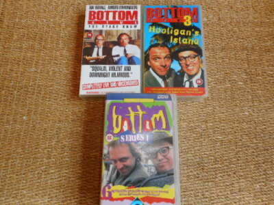 VHS BOTTOM SERIES 1 The Stage Show Live Holligans Island Rik Mayall ...