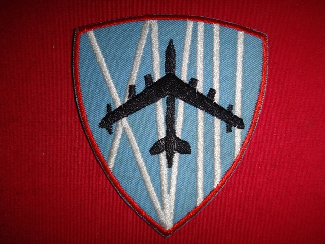 ÉTATS-UNIS AIR FORCE B-52 Stratofortress Unité XVIII Patch EUR 13,12 ...