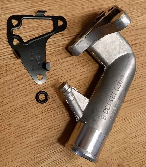 VW T5 2.5 BPC BNZ AXE AXD Wasserflansch Stutzen Rohrstutzen Kühlung ...