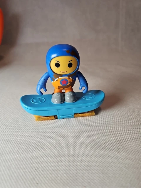 CBEEBIES GO JETTERS Basic Click-On Kyan + G.O. Board With Flick Out ...