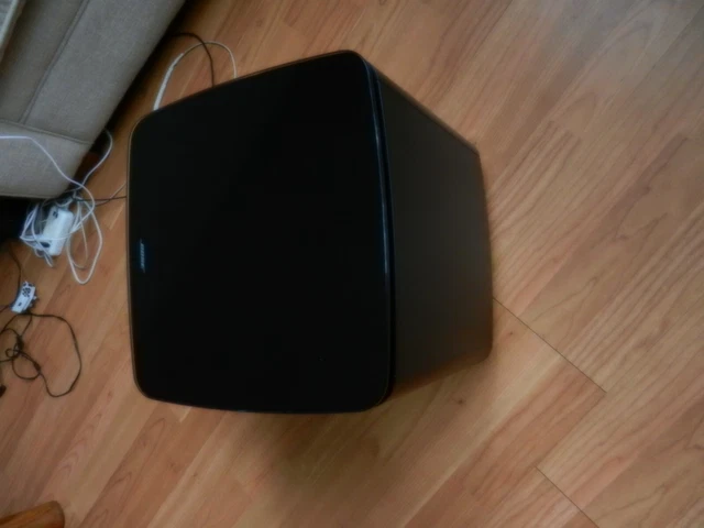 BOSE BASS MODULE 300 Acoustimass Subwoofer. Good Condition. Fully ...
