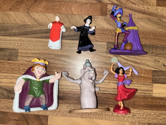 HUNCHBACK OF NOTRE Dame Disney Esmerelda Figure Toy Playset Bundle ...