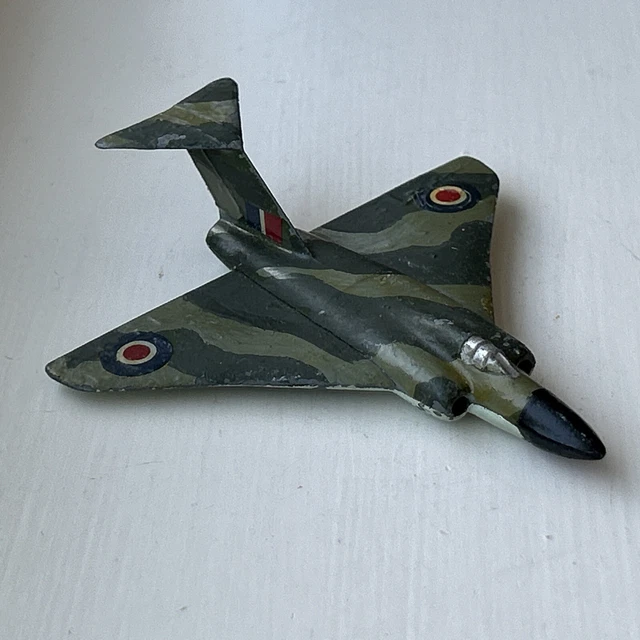 DINKY TOYS 735 GLOSTER JAVELIN RAF INTERCEPTOR AIRCRAFT repainted £4.99 ...