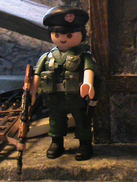 PLAYMOBIL CUSTOM SOLDAT Irakien (IRAK-2003) Réf-0004 Bis EUR 34,71 ...
