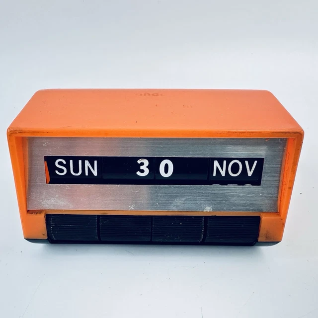 RETRO 1970S ORANGE Flip Calendar Desk Clock Perpetual Day Date Vintage ...