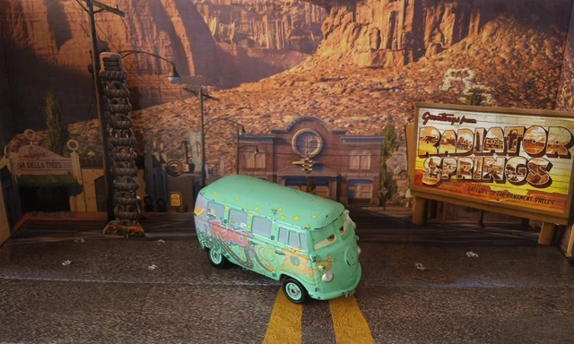 MATTEL DISNEY PIXAR Cars BULLY 1:55 aus Metall EUR 1,00 - PicClick DE