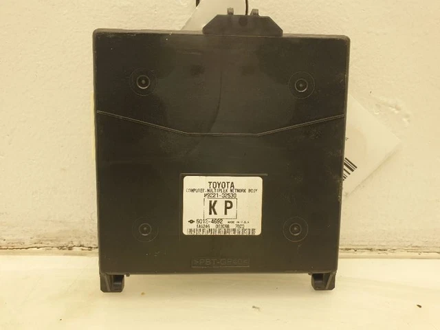 17-19 TOYOTA COROLLA Multiplex Network Control Module Chassis Ecm ...