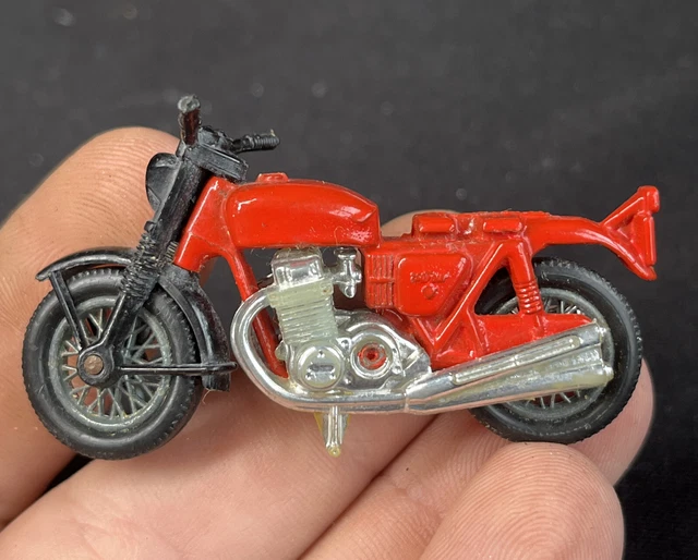 VINTAGE 1974 LESNEY Matchbox #18 HONDA HONDARORA Motorcycle Red no seat ...