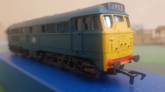 AIRFIX CLASS 33 diesel loco, 31401 "City of Derby", BR Blue livery ...