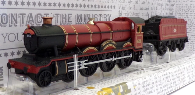 CORGI 1/100 SCALE Locomotive CC99724 - Hogwarts Express 5972 - Harry ...