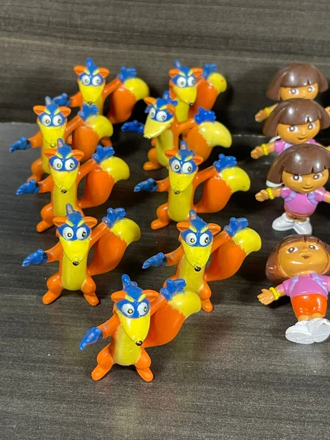 LOT OF 17 Dora the explorer mini figures Dora, Boots, Swiper vtg 2003 ...