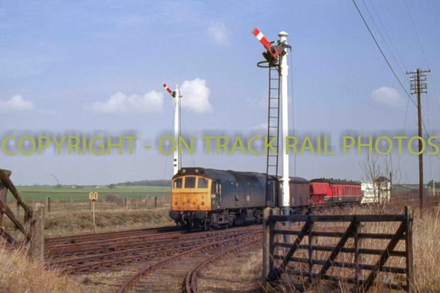 UK RAILWAY PHOTOGRAPH Of Class 25 25251. Rm25-487 £1.70 - PicClick UK