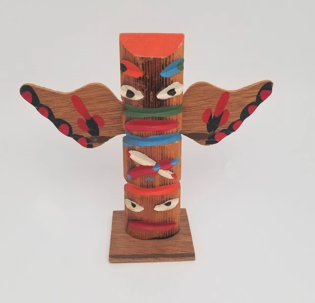 VINTAGE 1970S NATIVE American 6.25" Wood Winged Totem Pole Indian Hand ...