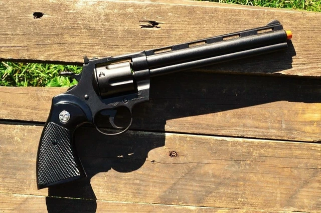 NON-FIRING COLT PYTHON .357 Magnum Revolver - 357 - 8" Barrel - Denix ...