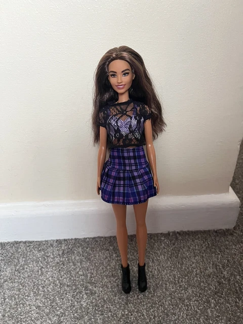 BARBIE FASHIONISTA 182 Olivia Rodrigo Sour and Guts inspired doll £8.00 ...