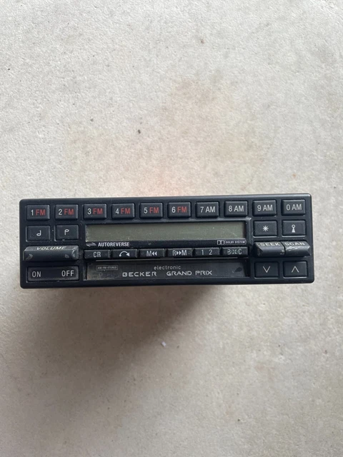 MERCEDES W126 CASSETTE Player Radio Stereo 0028203886 EUR 200,00 ...