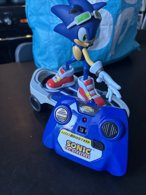 SONIC THE HEDGEHOG Free Rider Sonic Remote Radio Control Skateboard ...